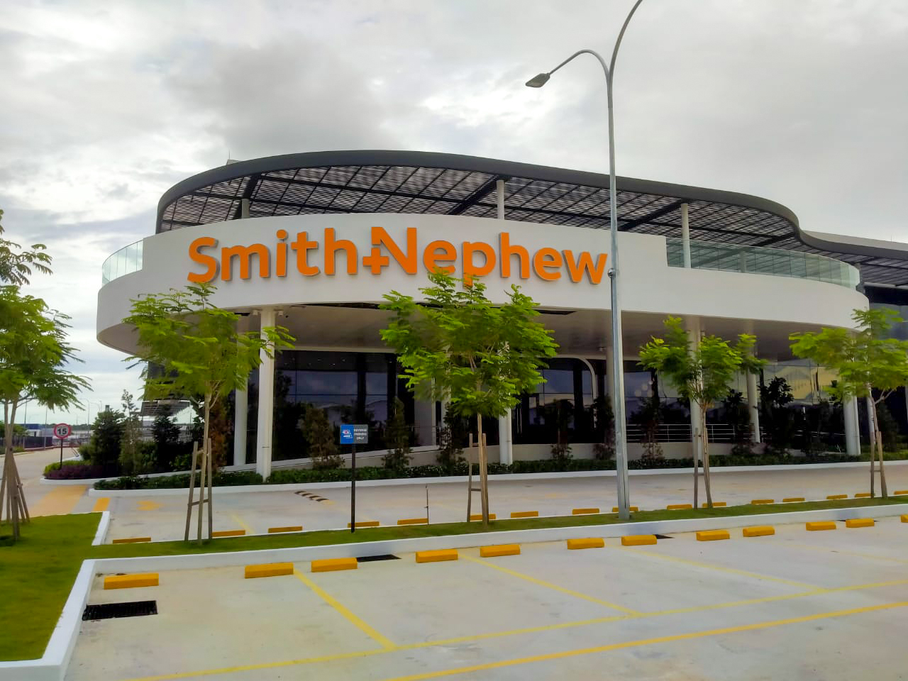 Smith+Nephew Advancing Sustainable Practices Locally For Global Results ...