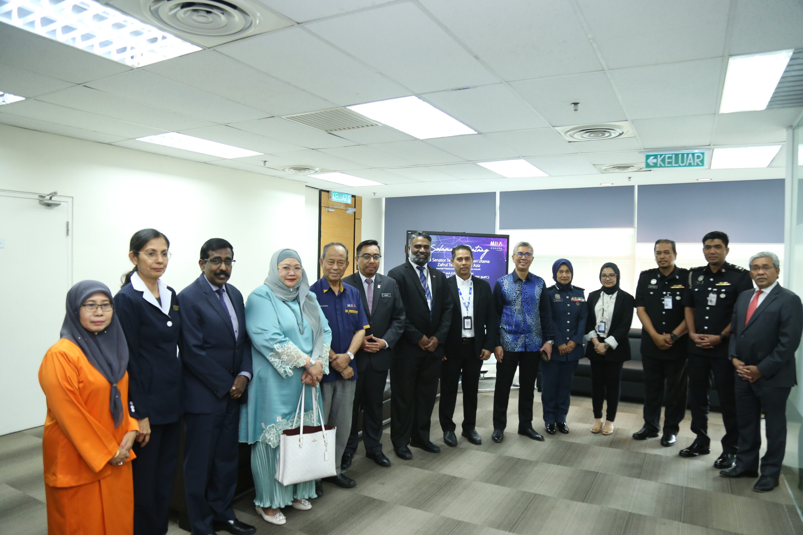 Invest Malaysia Facilitation Centre (IMFC): Reducing Bureaucracy ...