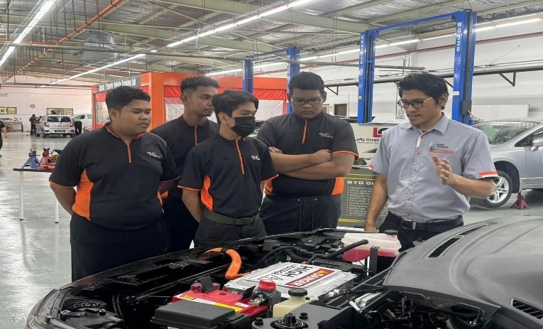 Powering the Future of Electric Mobility: Advancing Innovation through TVET Excellence - MIDA ...
