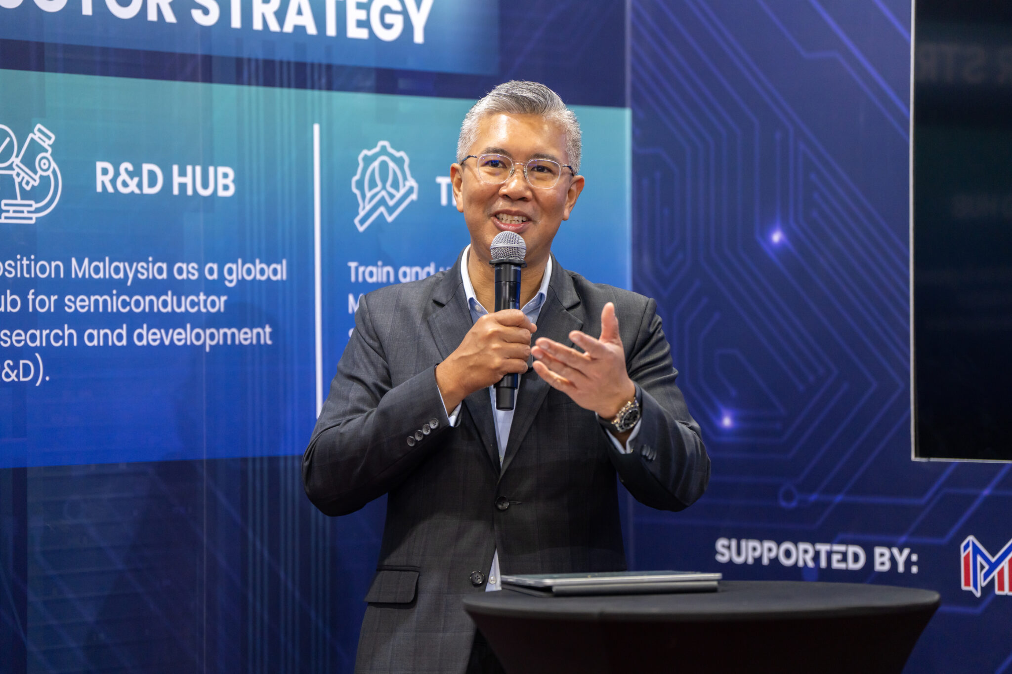 Malaysia Seeks Global Investors to Advance Its Semiconductor Value ...